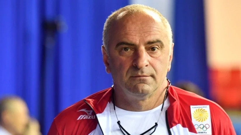 „ეს მსაჯები არიან კორუმპირებულები“- მერაბ ბაზაძე
